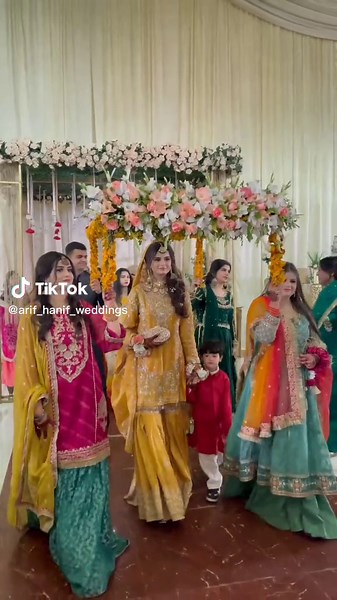 Beautiful Bride Mehndi Entry - Wedding Shoot 2024