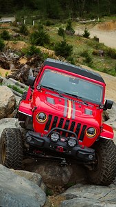 What do you think of the @jeep Gladiator JT’s 137.3” wheelbase? Lost your pros & cons depending on the situation/terrain. • • #northridge4x4 #jeepgladiator #jeep #jeepwrangler #offroad #washington #pnwlife | Northridge4x4