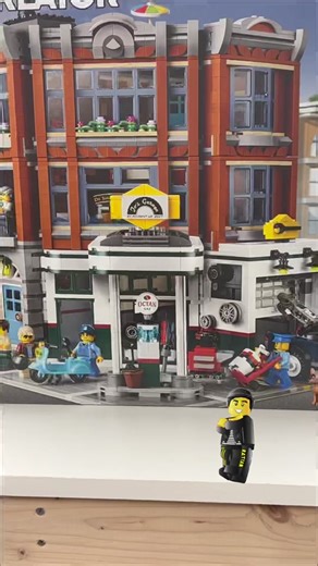LEGO Corner Garage Alternate Build