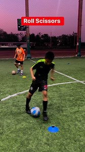 #Roll #scissors | Basic & Skill Football Training