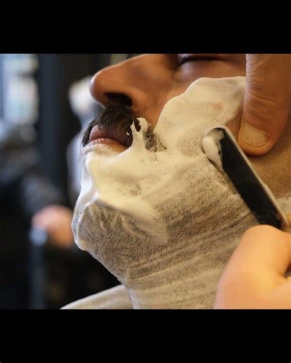 Homeless Man’s First Haircut in Years / Homeless Transformation