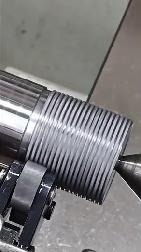 Lathe Knurling Process 😮