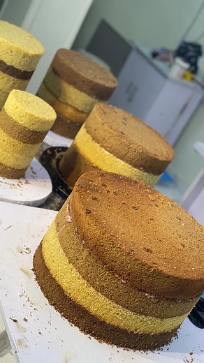 Good morning fam clients 😍😍 Let us trim and stack a 5tier wedding cake together in reel time Making your event a memorable experience is our top priority Need a cake or any of our services? Send us a dm or click on the link in our bio to . . . . . . . . . . . . . #weddingcake #richfruitcake #vanillacake #foryou #fyp #reels #explore #ibadanbaker #reelsinstagram #cakeinibadan #explorepage #viral #reelitfeelit #weddingcakesg #cakeofinsta #reelindia❤️❤️ #explore #ibadanvendors #instalike #instagoo