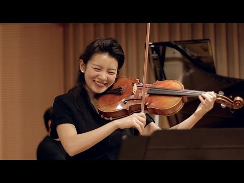Jennifer Jeon - Telemann Viola Concerto in G Major, 2nd mvt.