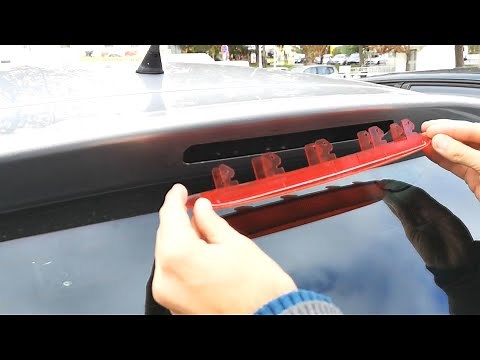 How to change the 3rd brake light on a Seat Leon FR MK2 (1P)