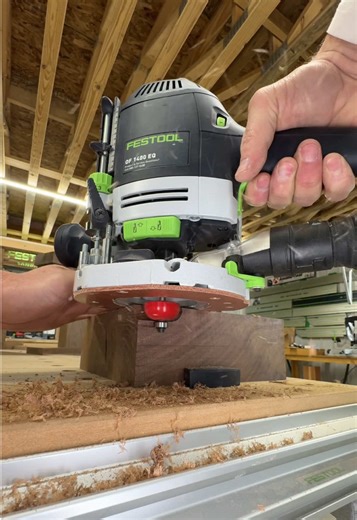 Testing a profile idea for the table base foot pads with the @Festool Canada OF 1400 router. Will either do convex or concave but needed to see it to decide