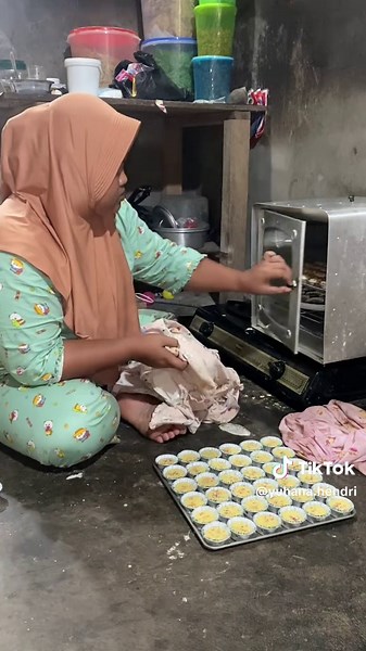 Cara Membuat Brownies Kering Mini yang Lezat