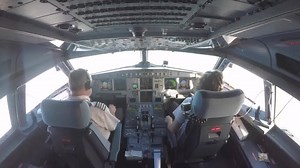 View from an easyJet flight and landing from the cockpit onboard an Airbus A320 from Paris Charles De Gaulle (CDG) to London Luton Airport (LTN). Flying into Luton over Caddington, Slip End, M1 Motorway, Stockwood Park and Capability Green. | BBC Beds, Herts & Bucks