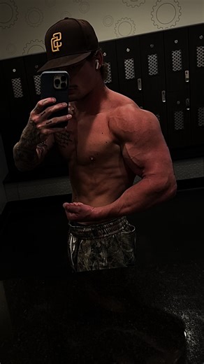 #fyppppppppppppppppppppppp #future #gym #bodybuilder #tattoos