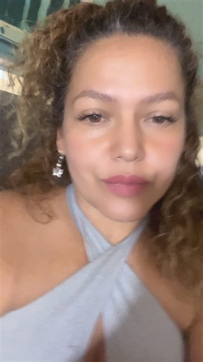 6.8K views · 221 reactions | Hola mis amores #latina #modelo | Emilce | Facebook