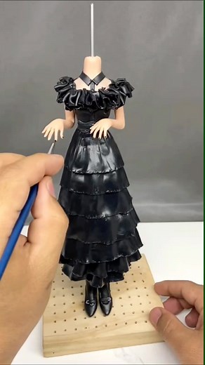 DIY Handmade Wednesday Addams Costume Tutorial