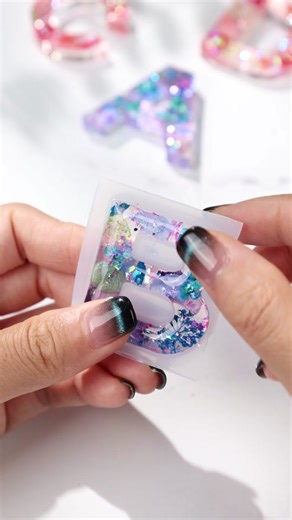 Discover the Intriguing World of Resin Art and ASMR Handmade Letters