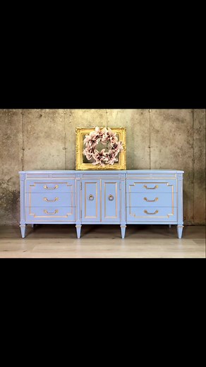 DIY Reclaimed Wood Buffet Makeover with Chalk Paint