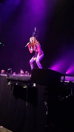 Sophie Ellis-Bextor - Get Over You (What the Future Holds Tour - 27 November 2021)