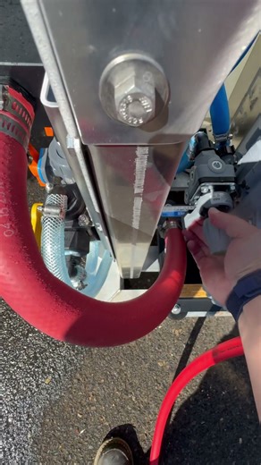 We installed the new P40 on this skid we rebuilt. Sprays like a BEAST!