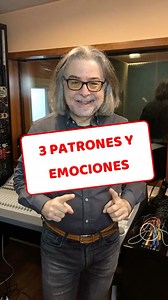 🎶La música provoca en nosotros todas las emociones que podemos sentir. Solo hace falta tocar en según qué modo musical, a según qué velocidad y usando según qué progresiones armónicas (además de otras cosas, claro) y conseguirá imitar eso que sentimos en según qué situaciones. 🔹En definitava, la música no solo es la banda sonora de una peli o documental, es la banda sonora de nuestra vida. #acordes #musica #musicos #beatmakers #creatividad #aprendermusica #canciones #emociones #perehernandezmu