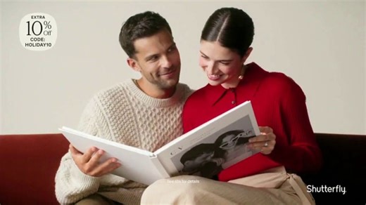 Shutterfly TV Spot, 'Holidays: Frame the Feeling