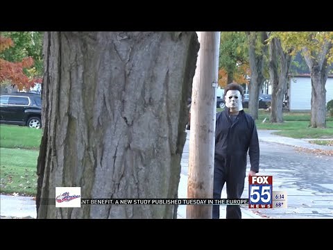 Michael Myers of Decatur draws millions of viewers with Halloween antics
