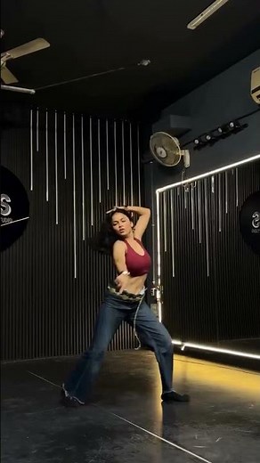 SHKINI – Guru Randhawa ft. Kiran Bajwa | Dance Performance by Kanika Shaahi | New Punjabi Song 2025