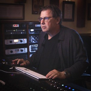 Join score mixer Alan Meyerson at Remote Control Productions for a new Workshop video featuring « Gears of Wars » OST originally composed by Ramin Djawadi. In these 5 independent parts, Meyerson shares with you some of his favorite mixing techniques and approaches that you can utilize in your current mixes. Available now, exclusively on: mwtm.com/ws6 | Mix with the Masters
