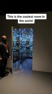 Discover the Most Spectacular Infinity Room in the World