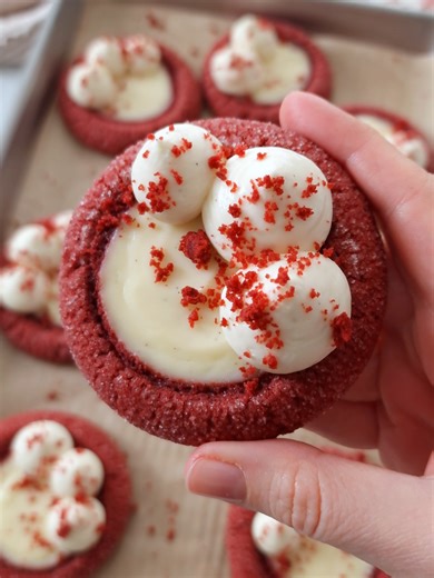 Delicious Gluten-Free Red Velvet Cookies Recipe
