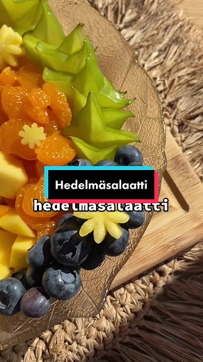 kookosjelly on tän salaatin sielu😉 #ttsuomi #hedelmäsalaatti #kookos #hyytelö #ttsuomi #ruokatiktok #kesä