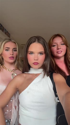 Isla (@islaeaton_)’s videos with to the TOP - 🪷