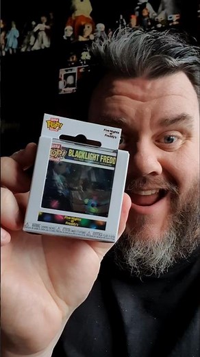 Funko Bitty Pop! Deluxe Five Nights At Freddy's Blacklight Freddy Unboxing