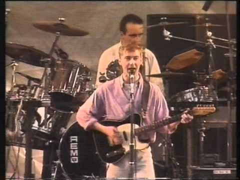 Aztec Camera Oblivious, Somewhere In My Heart Live ParkPop MTV 31/07/88