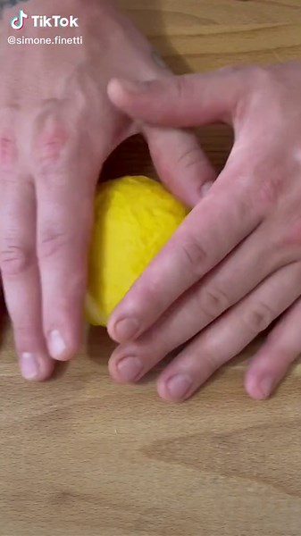 Ravioloni Burrata, Gamberi e Pistacchi: Delizioso Condimento!