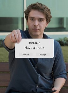 When breaktime calls, you answer with #KitKat 📞🍫 #haveabreak | KitKat