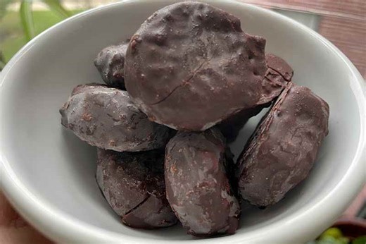 The $7 Frozen Dessert That's So Delicious, I Have to Hide the Box from Myself