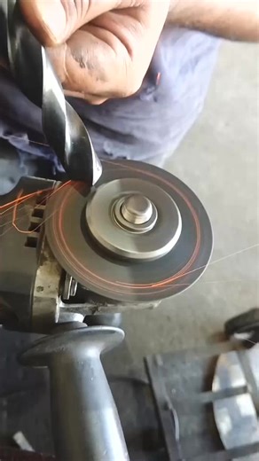 Spring Coiling Machine #Engineering #Factory | Henderson HD