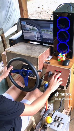 DIY Driving Simulator with 900 degrees steering wheel rotation
