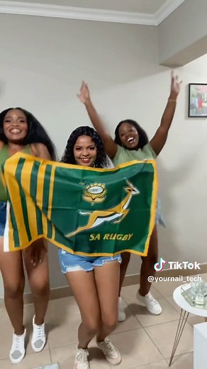 Becoming a Nail Tech: A Day in the Life Vlog