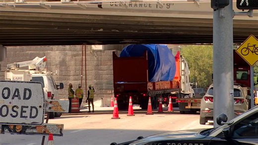 NE 1st Avenue closed under I-395 after truck strikes bridge, FDOT says - WSVN 7News | Miami News, Weather, Sports | Fort Lauderdale