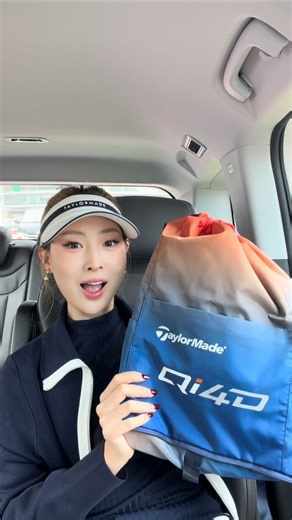 𝑪𝒉𝒓𝒊𝒔𝒕𝒊𝒏𝒂 𝒁𝒉𝒂𝒐 on Instagram: "Taylormade Qi4D family just launched! (Standard / LS / MAX / MAX Lite) 🤓 Carbon Face + New Roll Radius → Tighter spin control on high/low strikes for consistent distance! • Improved Speed Pocket→ Better flex & ball speed on low-face hits (where most misses happen, now to bigger sweet spot surface area) • Aerodynamic Shaping → Reduced drag = higher clubhead speed straight from the lab • Four Movable TAS Weights (9g x2 + 4g x2) → Ultimate adjustability f