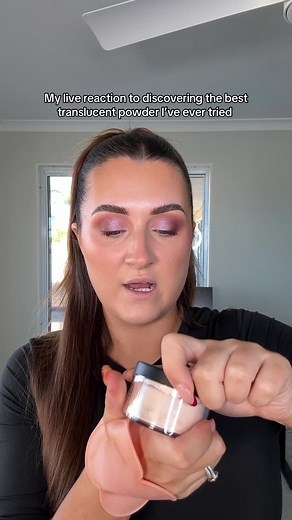 Best Translucent Powder for a Flawless Finish