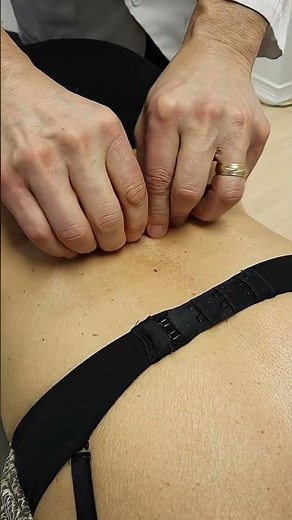 EXTREME Skin Pulling, TIGHT Back Explosive Cracks - ASMR Chiropractic | New Jersey Chiropractor
