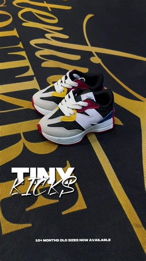 New Kids Sneakers Available In Little Sizes🥹🐣🔥! Cost: $8,000 Message us or call us at 1 (876) 831-5894 We are located at 30A Constant Spring Road (Beside Popeyes) #jamaicantiktok🇯🇲viral #shopnow🛍 #fypシ゚viral #sterlingcouture #jamaicatiktok DISCLAIMER!! We are not affiliated, associated, authorized, enforced by, or in any way connected to any brand featured on this page. Copyright and registered trademarks are reserved to the official brand owner.