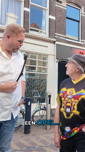 Rarara, waar proosten we op? Hij is compact van buiten, maar ruim van binnen. Het design is onderscheidend en maakt 'm net even anders dan anders. En dat is maar goed ook, want in het elektrische b-segment is er volop aanbod voor de consument. Toch weet deze auto veel te bieden voor zijn bescheiden bedrag van 29.900 euro. Maar goed, welke auto is het? #AutoRAI #RadenMaar #ElektrischeAuto #BSegment | AutoRAI