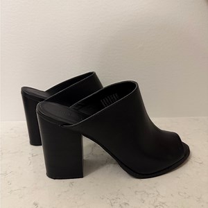 Elegant Black Women's Open-Toe Mules
