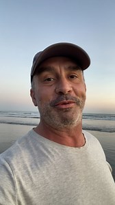 165K views · 8.8K reactions | Salut tout le monde, Je profite d'une petite pause entre deux vagues au Salvador pour vous remercier de votre engouement pour notre chaîne YouTube vintage qui recense déjà 36.000 abonnés. Je profite aussi de cette occasion pour inviter celles et ceux qui ne la connaissent pas ou qui ne sont pas encore abonnés pour la rejoindre ici ▶️ www.youtube.com/@mordudelapeche Merci tout le monde et bonne année 2024 ! Fish on! | Cyril Chauquet | Facebook