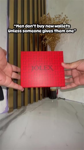 Stylish Leather Wallets For Men: Gift Ideas