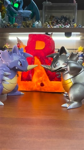 Vario Colecciones - erick roldan on Instagram: "Hace poco conseguimos estas bellas figuras Pokemon del Pokémon rhydon 🪨🪨🗿 Pero cuál es mejor? Acompáñame a verlos un poquito más de cerca 🔥🔥 #pokemon #pokemoncolombia #pokemonfigures #pokemoncollector #pokemoncollection"