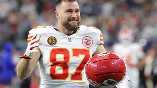 Travis Kelce sends 3-word message to Pat McAfee after his major announcement