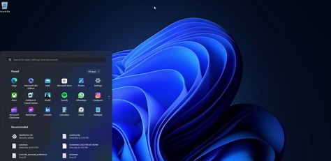 You can see how the Startmenu stays for 15 seconds until it closes and opens Steam. Happens only with Steam. Even after a re-install of Windows.