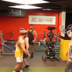 Bodybuilders traffic jam 😅😅 | Rajiv Khanna Fitness