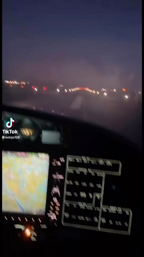 Book in for you Night Rating in our latest Diamond DA40 (SEP) training aircraft today! Interested in learning more about the Night Rating? Well here at Aeros, you can! Our Night Rating (NR) courses commence on the 31st October 2022. The Night Rating (NR) is a prerequisite for the Commercial Pilot License (CPL) so its crucial that you have this rating if you’re planning to start a CPL later this year or in 2023. Our Night Rating (NR) Course comprises of 5 hours night flying, including navigation 